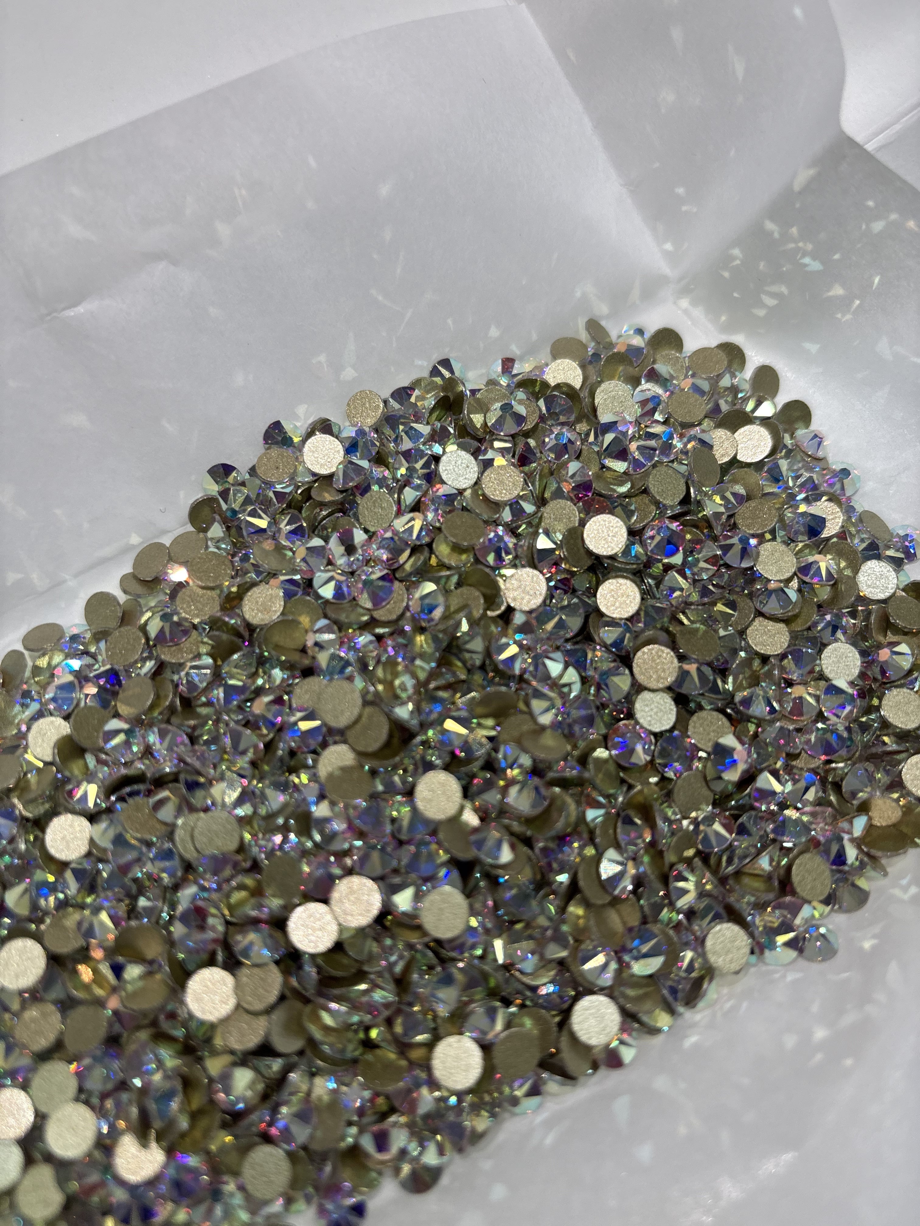 Crystal AB SS16 - 2088 Cut (New Colour) – MM Dance Supplies