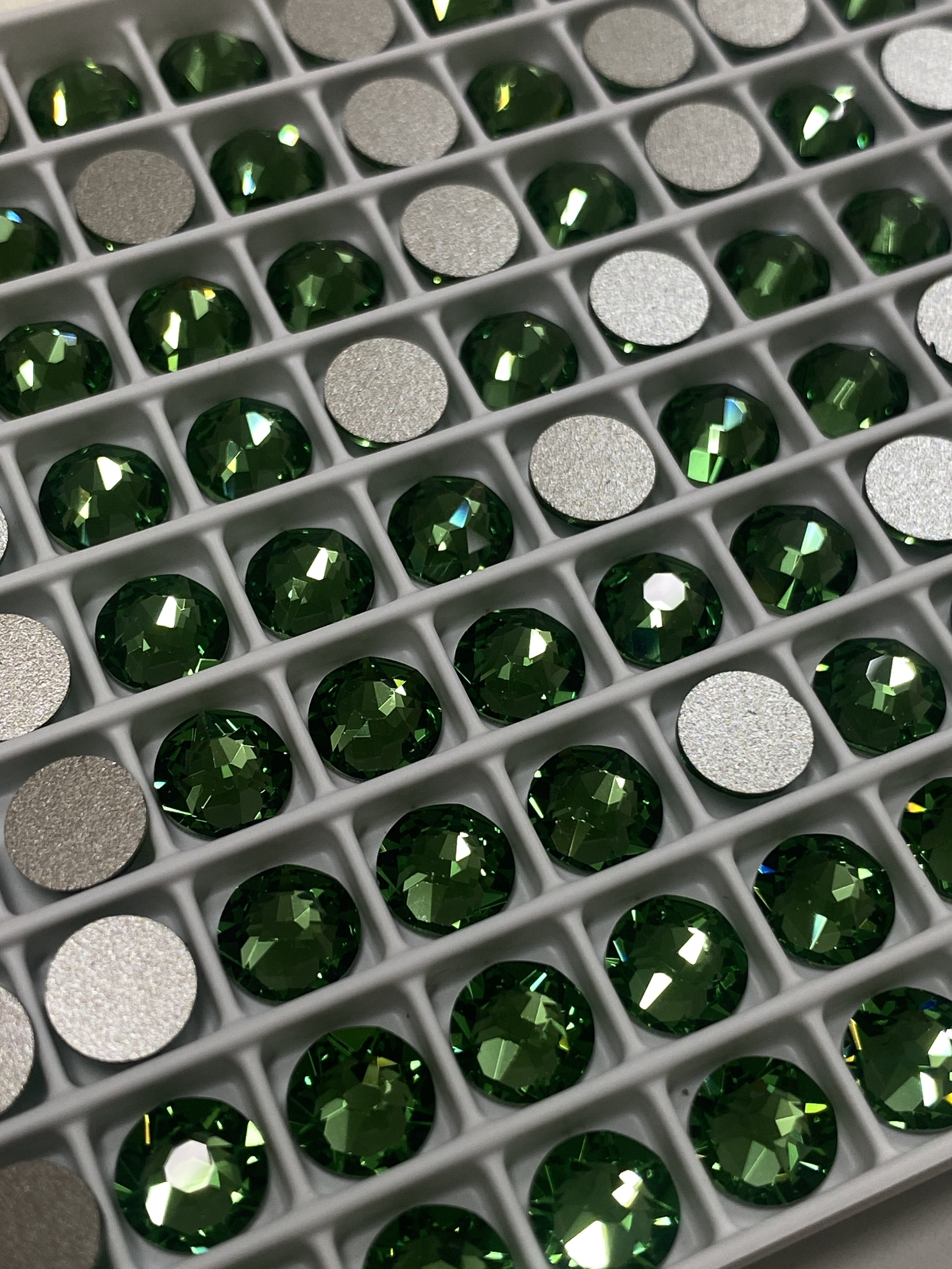 Swarovski Crystal Xirius Rose Erinite SS30 – MM Dance Supplies